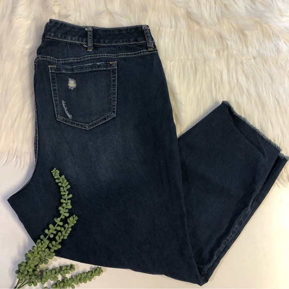 torrid | Jeans | Torrid Boyfriend Distressed Jeans Size 24 | Poshmark